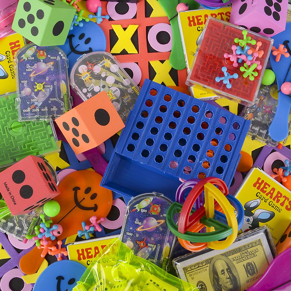 Fun & Games Assortment 100pcs/un